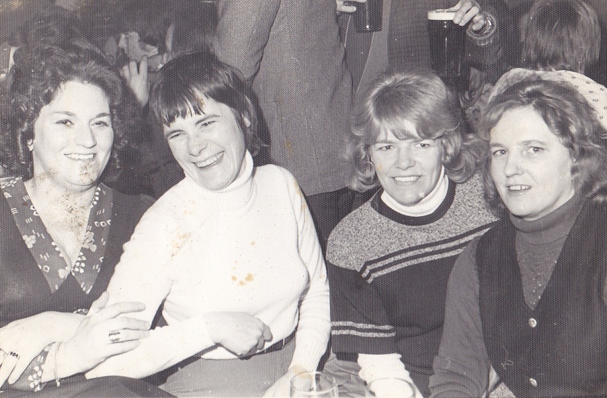 Beryle Hawke, Maggie, Sheila, Maggie Sheffield in January 1976.